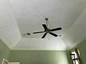 I LOVE this Beautiful DIY Vaulted Tray Ceiling Idea (Using Trim ...