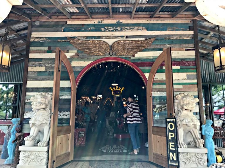 Best Round Top Texas Shopping And Furniture Finds (With Must-See Tips ...