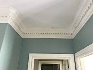 What Is The Best Ceiling Paint Finish, Flat Or Eggshell? (With Photos ...