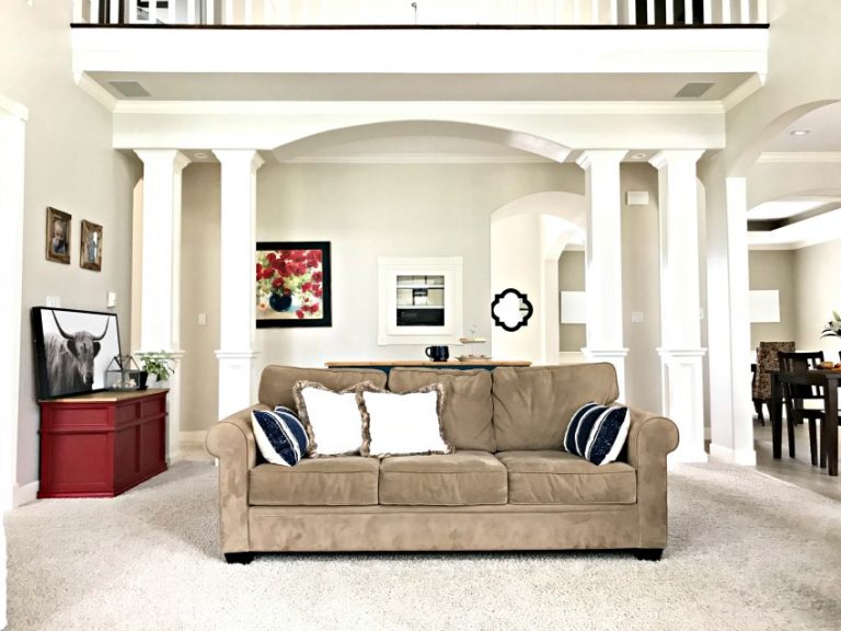 Can A Light Paint Color on Walls Brighten A Room? 8 Examples - Abbotts ...