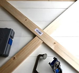 I LOVE this DIY Wooden Barn Star (aka Barn Quilt) Steps and Video ...