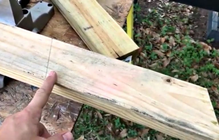 How To Build A Wooden Step Ladder: Easy DIY 2x4 Ladder & Video ...