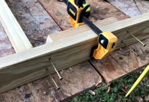 How To Build A Wooden Step Ladder: Easy DIY 2x4 Ladder & Video ...