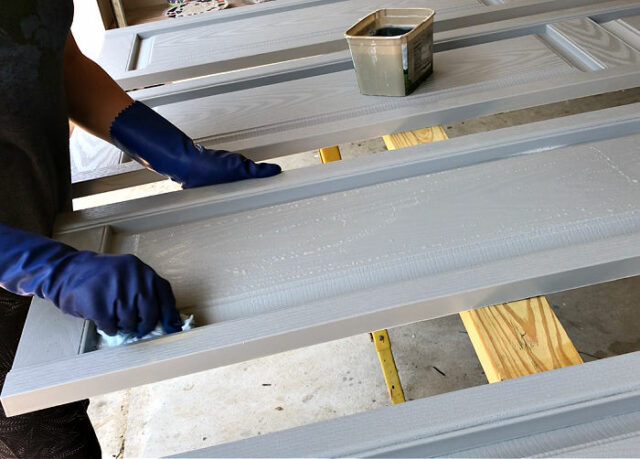 Best Way To Paint Vinyl Shutters - Easy Steps and Video! - Abbotts At Home