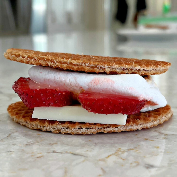 20 Yummy Fruit Smores Ideas I LOVE! (Fresh Berries, Bananas & Pie ...
