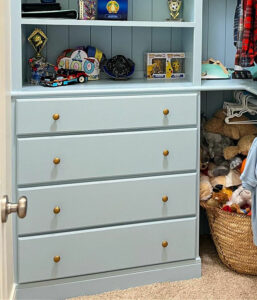 Make This Easy DIY Drawer Front with a Pretty Router Drawer Face Design ...